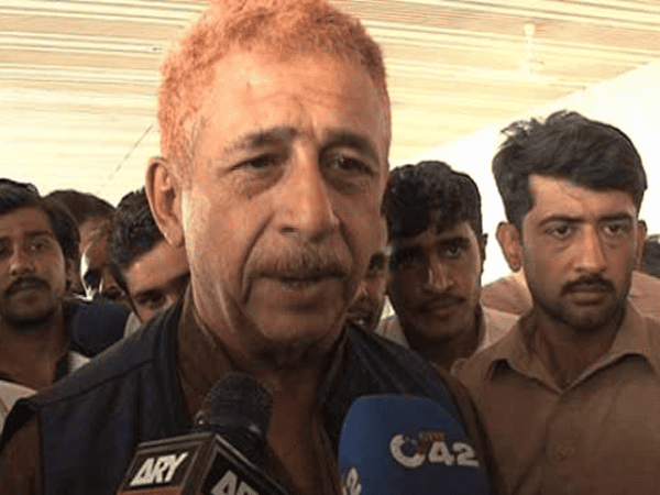 Veteran Indian actor Nasiruddin Shah arrives in Pakistan