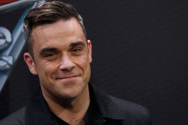 Men too? Robbie Williams admits he s had Botox and fillers