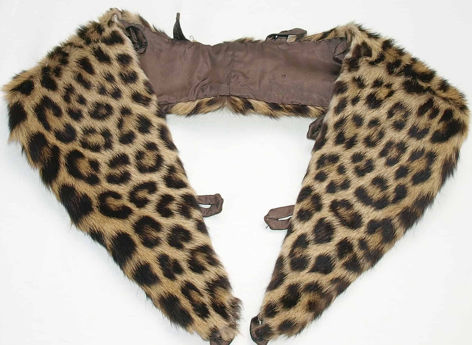 FUR COLLARS: The latest winter fad