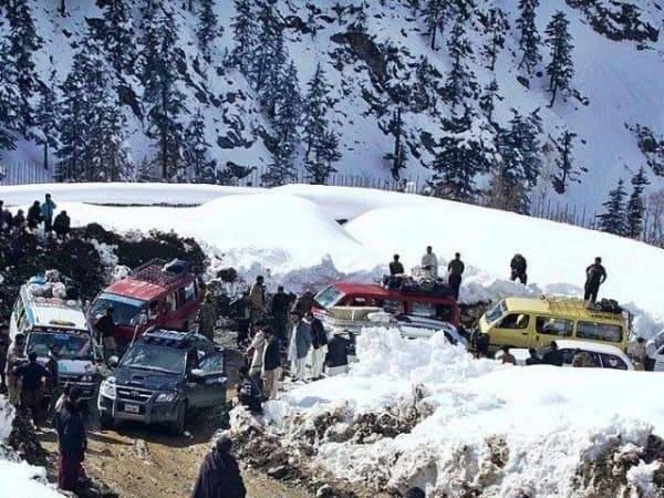 Lowari tunnel reopened for traffic by Pakistan Army