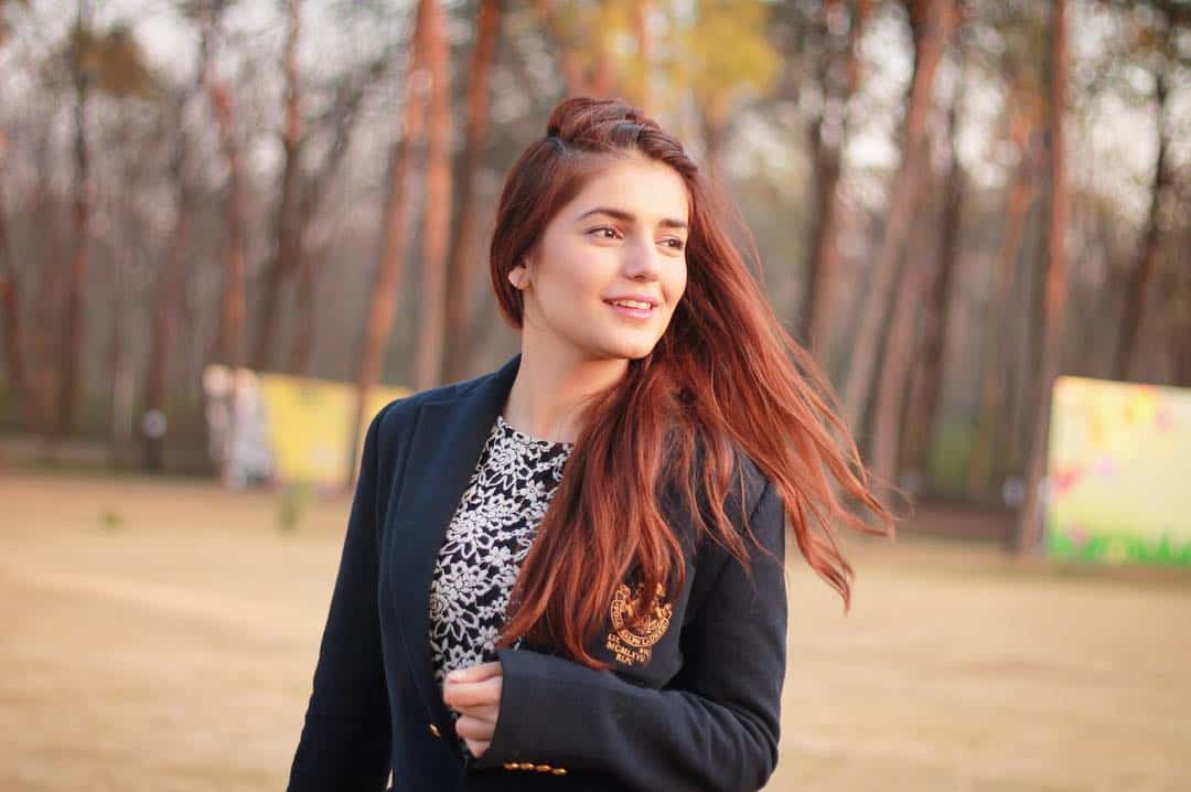 Momina Mustehsan looks surreal in her latest photoshoot