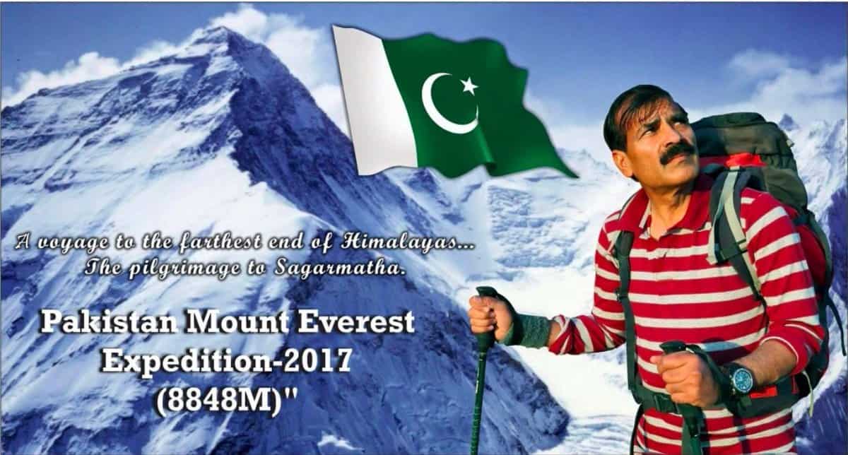 Former army officer becomes fourth Pakistani to conquer Mount Everest