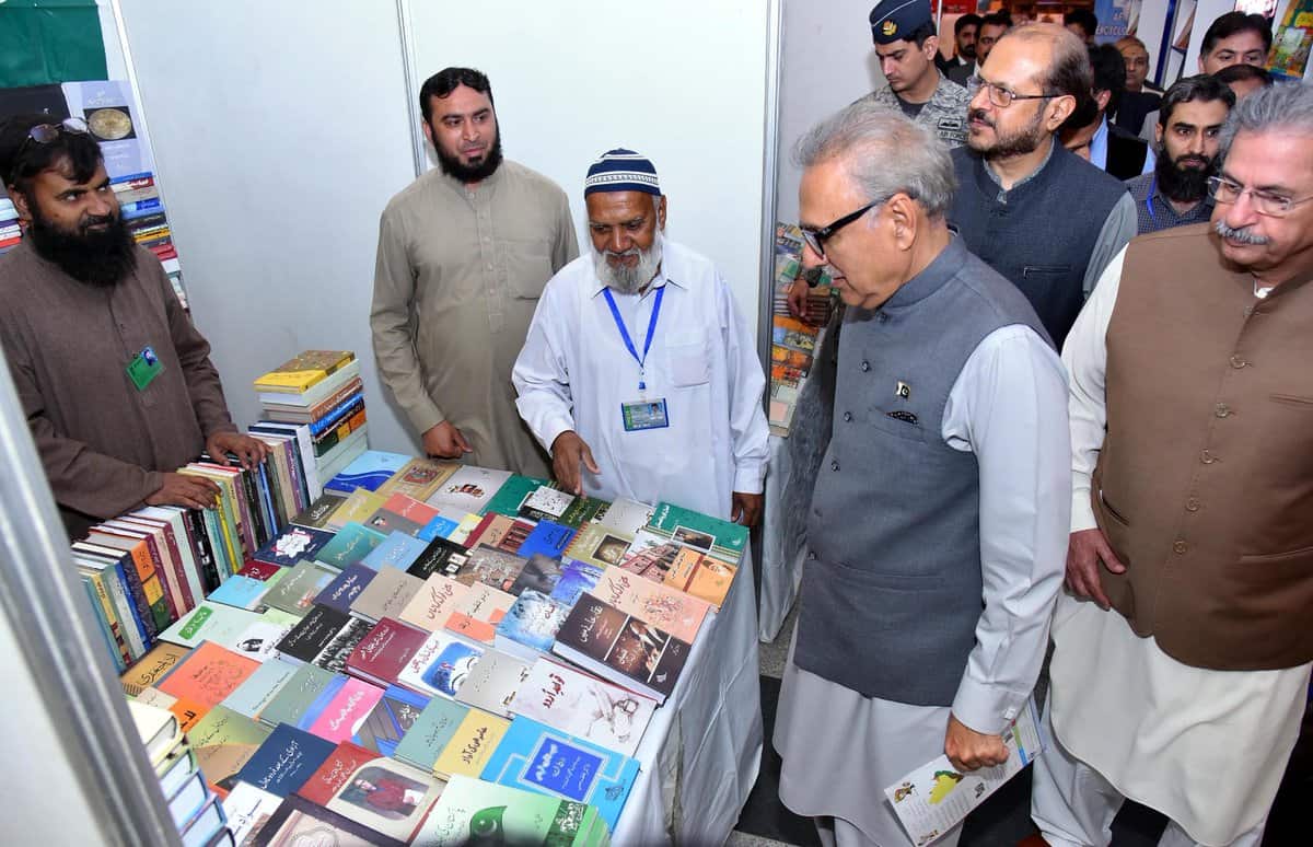 President Arif Alvi urges parents, teachers to inculcate book reading ...