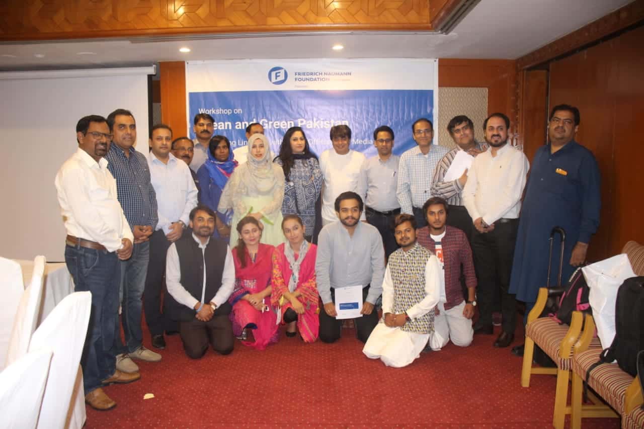 FNF workshop highlights climate change reporting crises in Pakistan