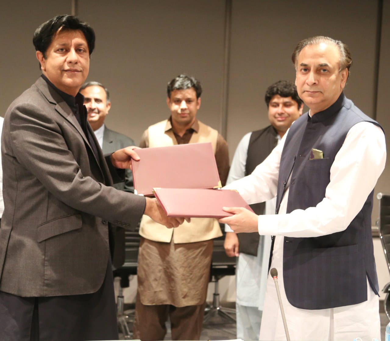 PITB, South Punjab Secretariat sign MoU for e-FOAS HRMIS