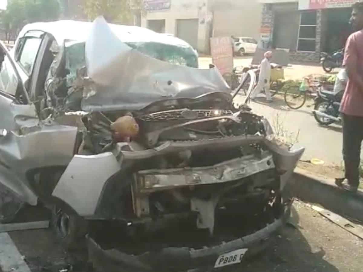 Famous Indian singer dies in car crash