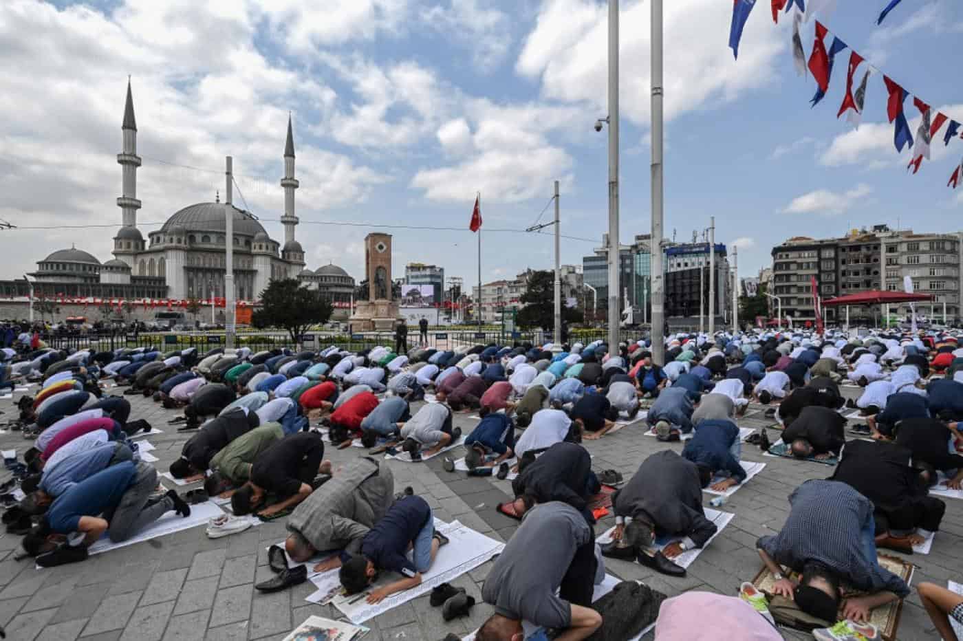 Erdogan inaugurates Taksim Mosque in heart of Istanbul
