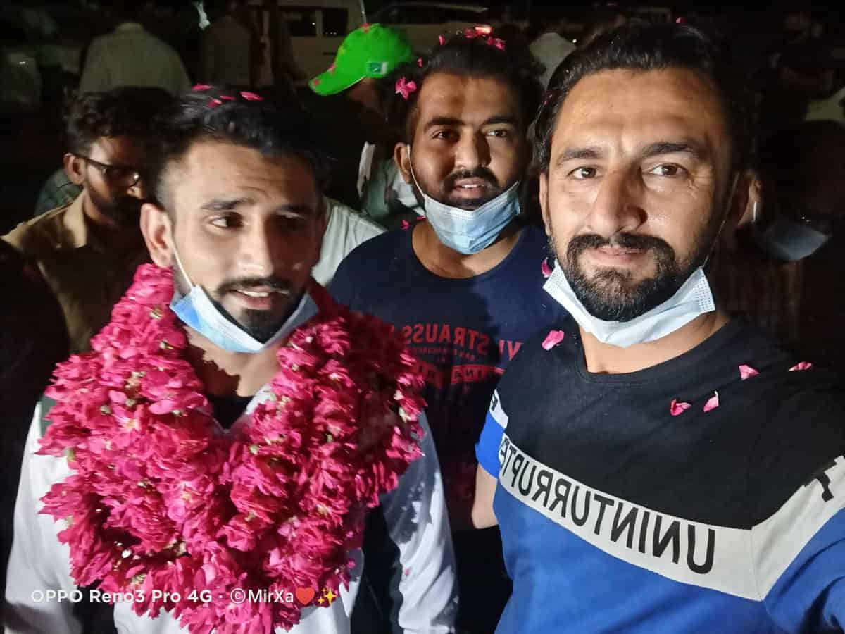 Tokyo Olympics: Weightlifter Talha Talib gets warm welcome upon return ...