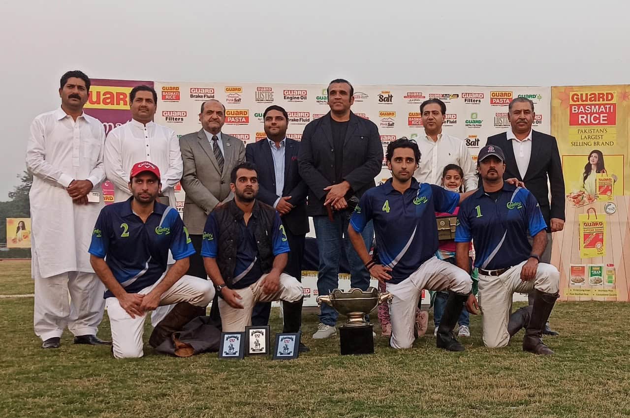 Guard Group Polo Cup: Team Country win trophy