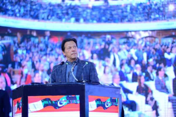 PM Imran launches new projects under Kamyab Jawan programme