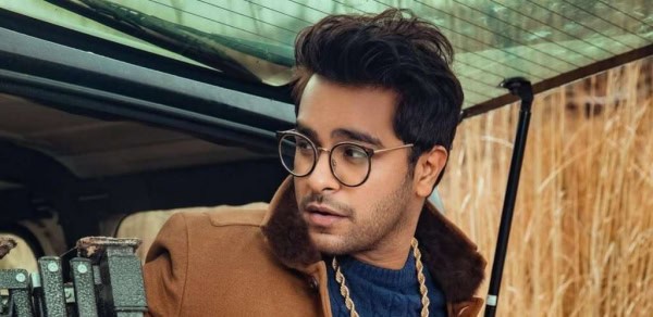 Sinf-e-Aahan - Asim Azhar enthralls fans with his melodious voice