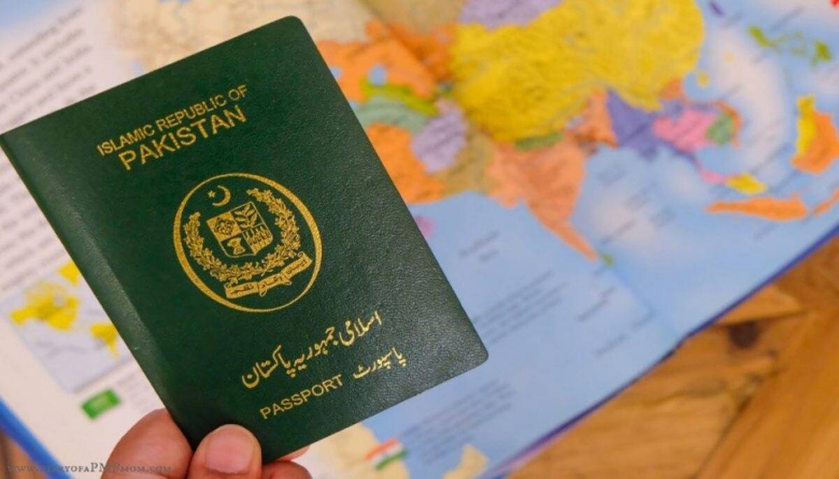 Pakistan announces launching e-passport service