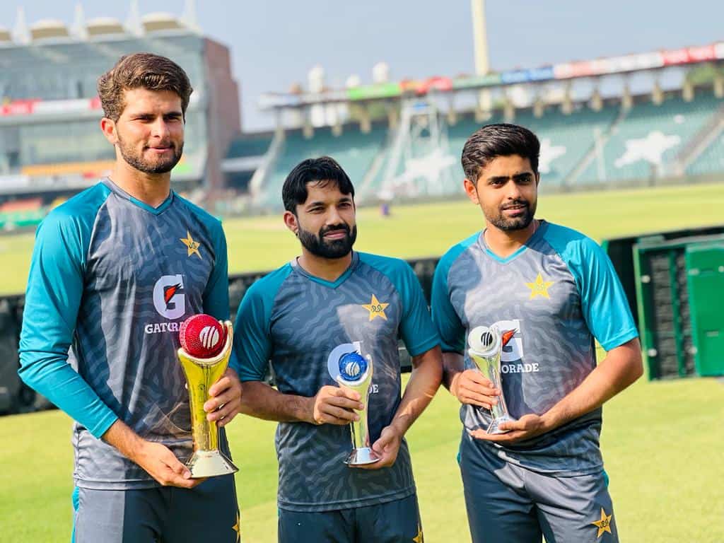 Pakistani players on cloud nine after receiving ICC trophies