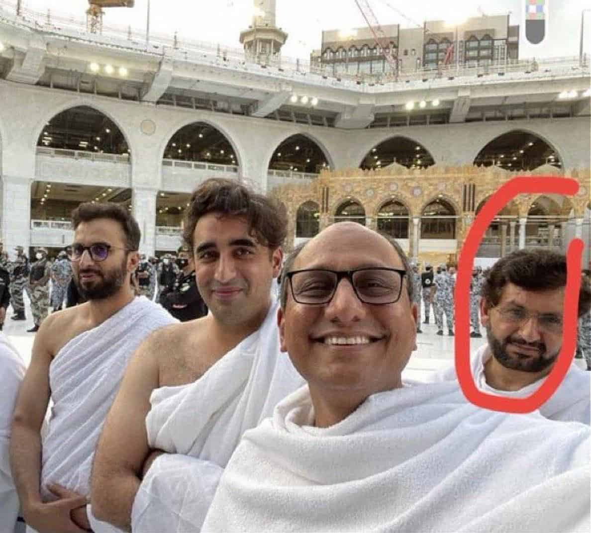Did TV anchor Saleem Safi perform Umrah with PM Shehbaz s delegation?