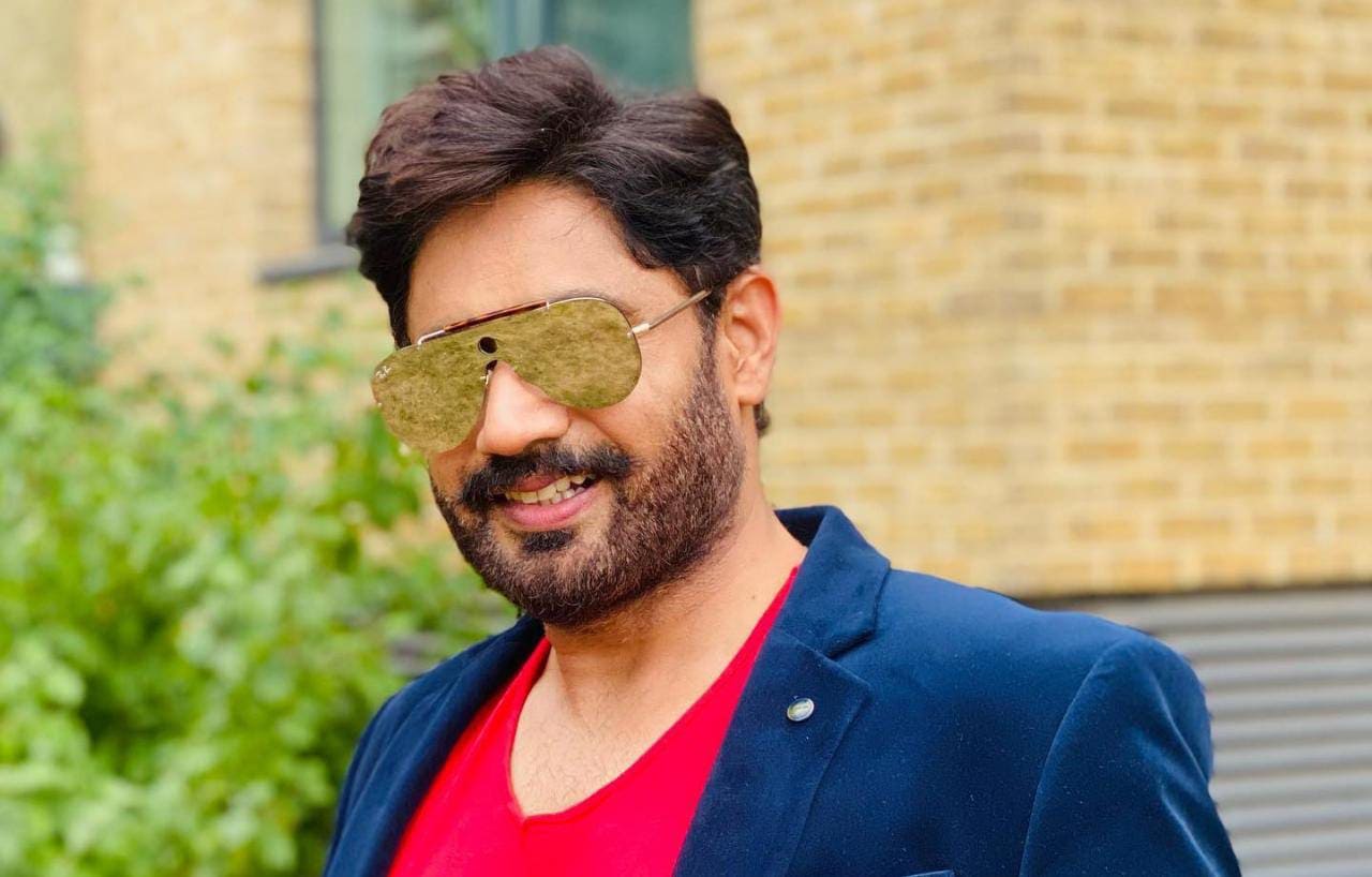 Abrar ul Haq tells how he fell in love with his school principal