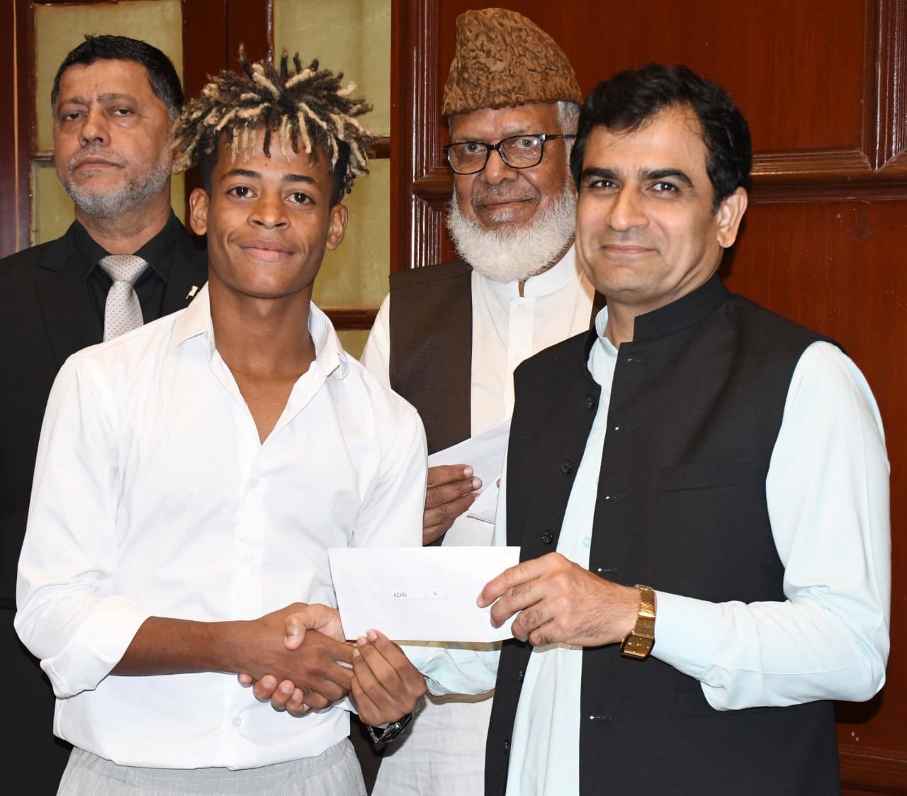 Karachi FC’s two football coaches to get one-year training in England