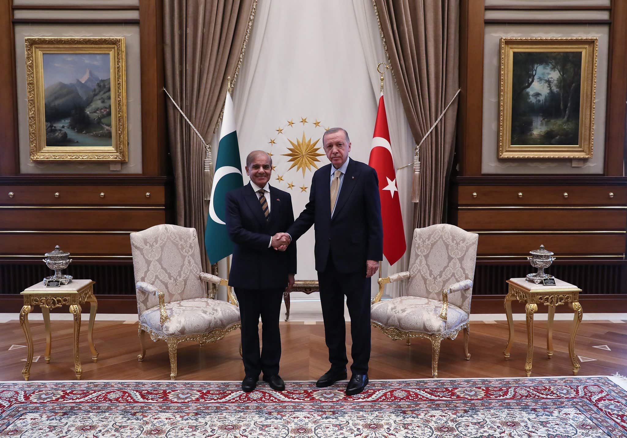 Pakistan PM Shehbaz felicitates President Erdogan on Republic Day of ...