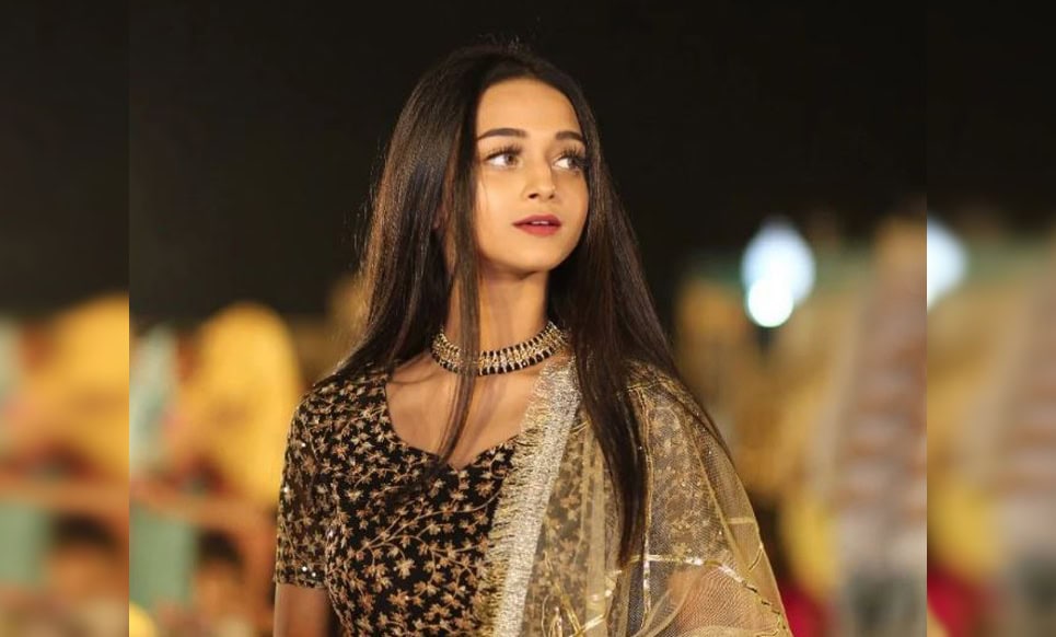Viral dance girl’s new video wins over internet