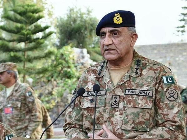 Gen Bajwa pays farewell visit to Pakistan Military Academy in Kakul