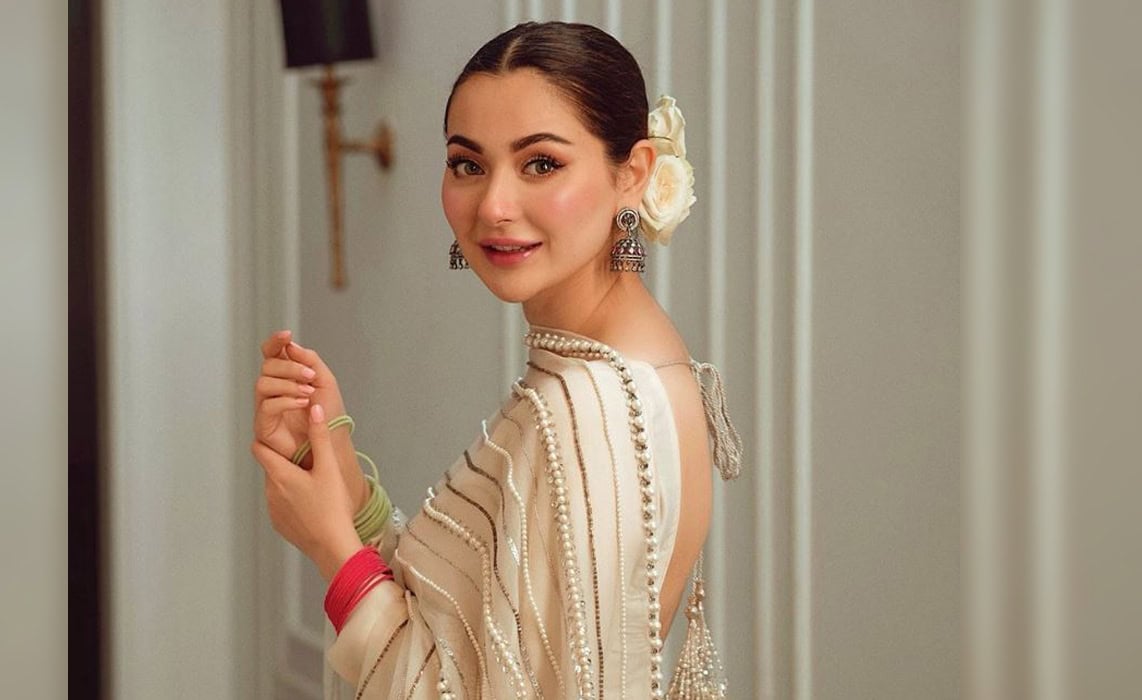 Hania Aamir steals the show with latest BTS pictures