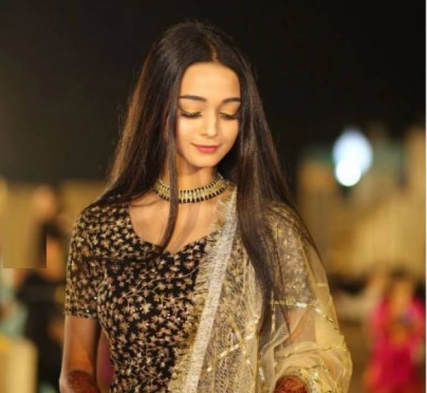 Netizens recreate viral girl Ayesha s dance video