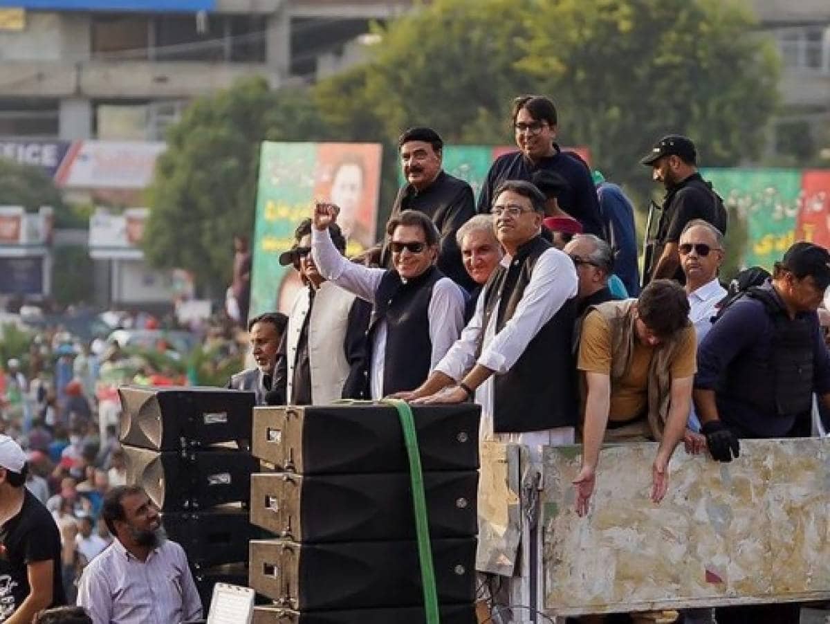 PTI chief Imran Khan to spend day in Wazirabad as Azadi March continues