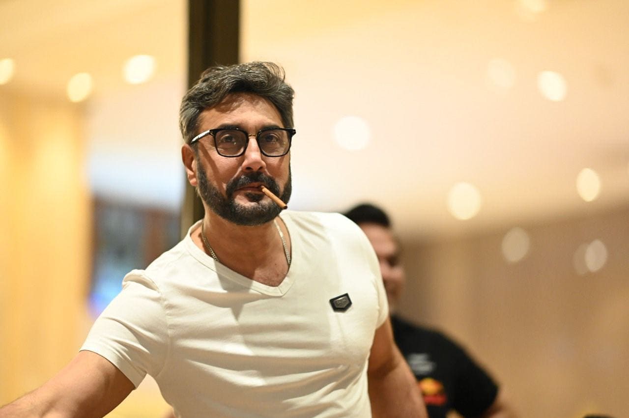 Adnan Siddiqui reflects on life in a 2022 resolution video