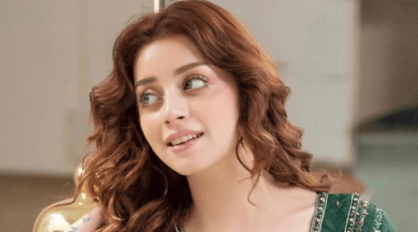 Alizeh Shah flaunts her glam look in latest photos