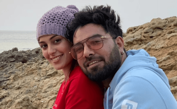 Iqra Aziz, Yasir Hussain’s unseen romantic photos win over internet
