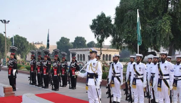 Pakistan Air Force contingent takes charge of guard duties at Mazar-e ...