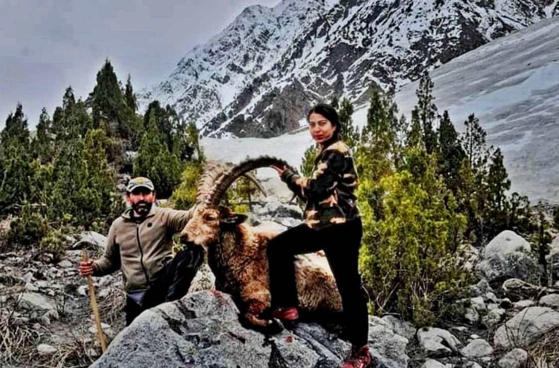 Gilgit Baltistan’s Naznain Aman becomes first female trophy hunter in ...