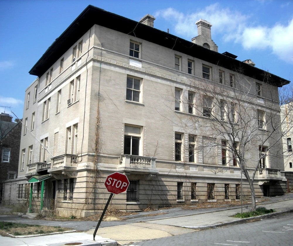 US authorities downgrade status of historic Pakistan Embassy building ...