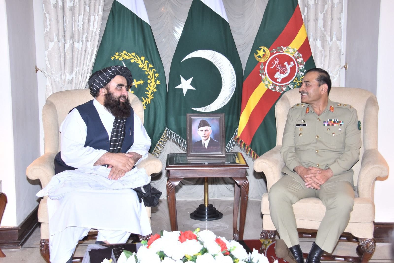 Pakistan Army Chief, Afghan foreign minister Muttaqi discuss border ...