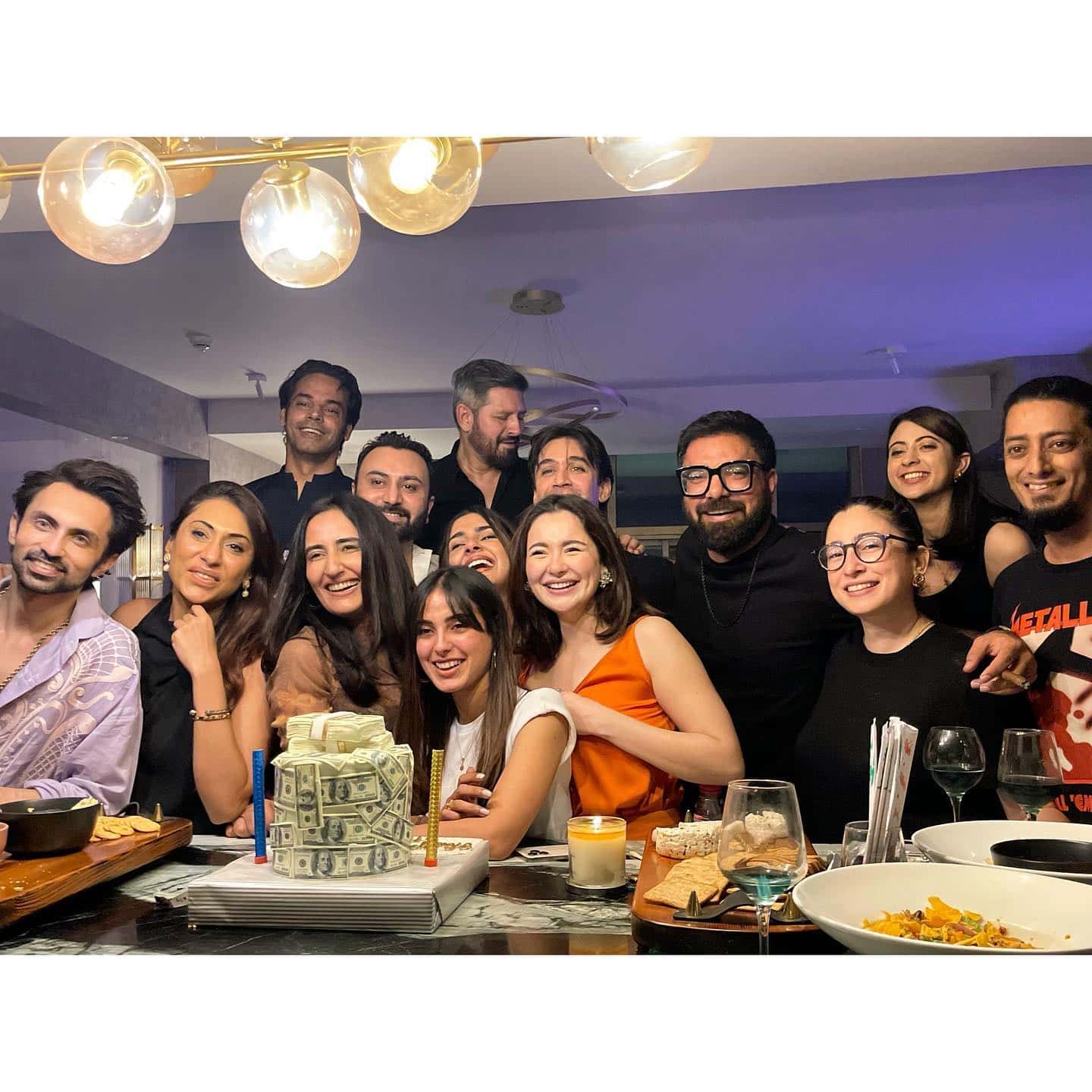 Hania Aamir shares lit throwback pictures