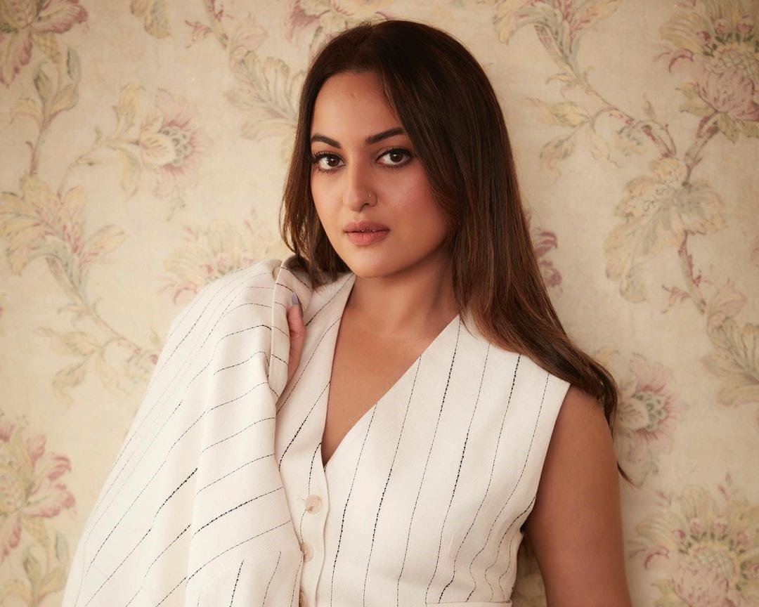 Sonakshi Sinha’s new beach photoshoot sets internet on fire