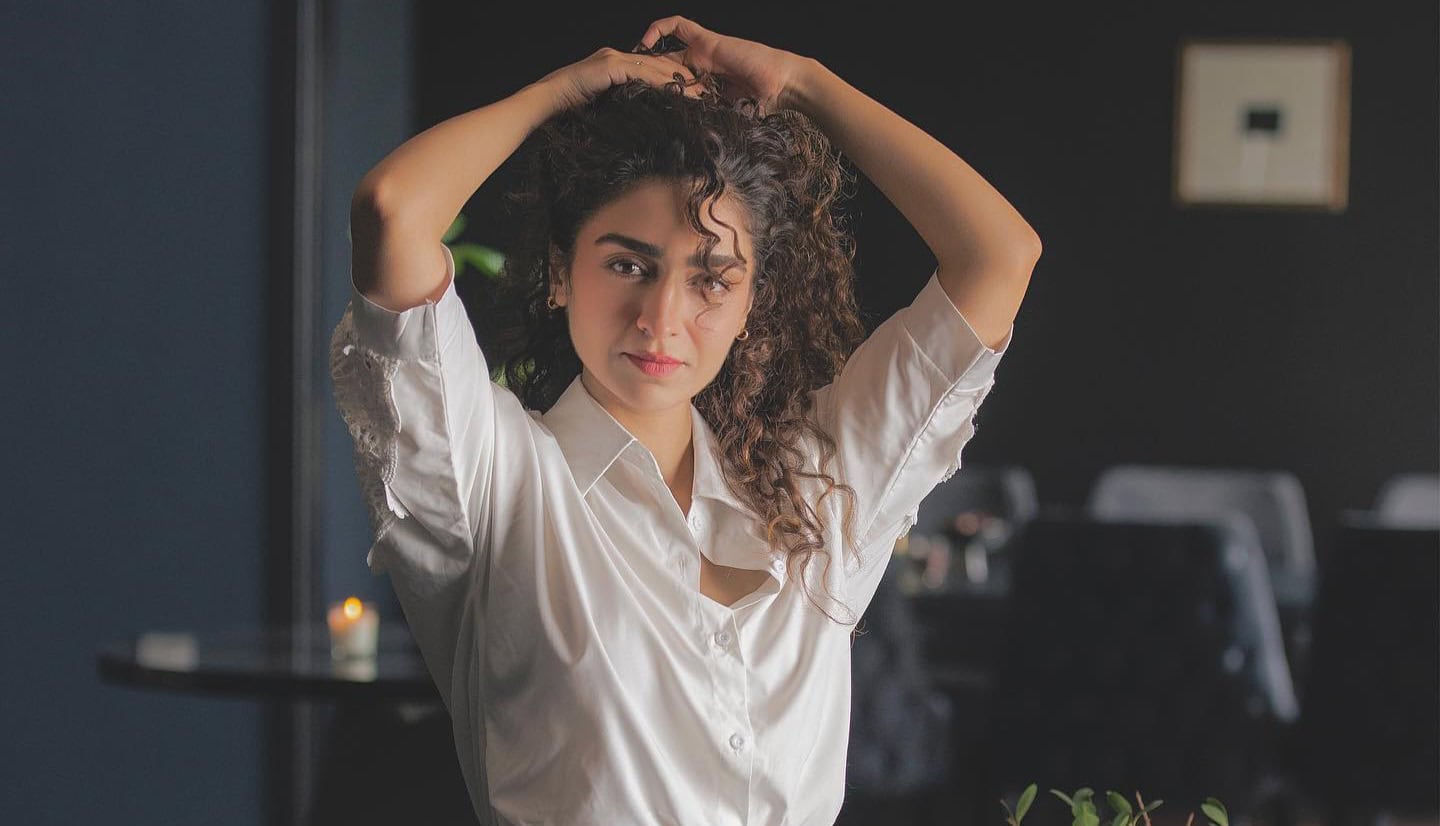 Hajra Yamin shares trailer of latest drama serial Shanaas