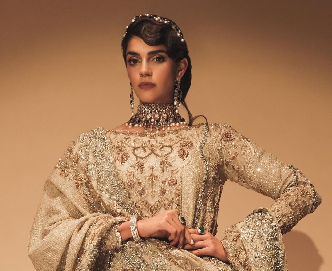 Sanam Saeed turns heads with latest photoshoot