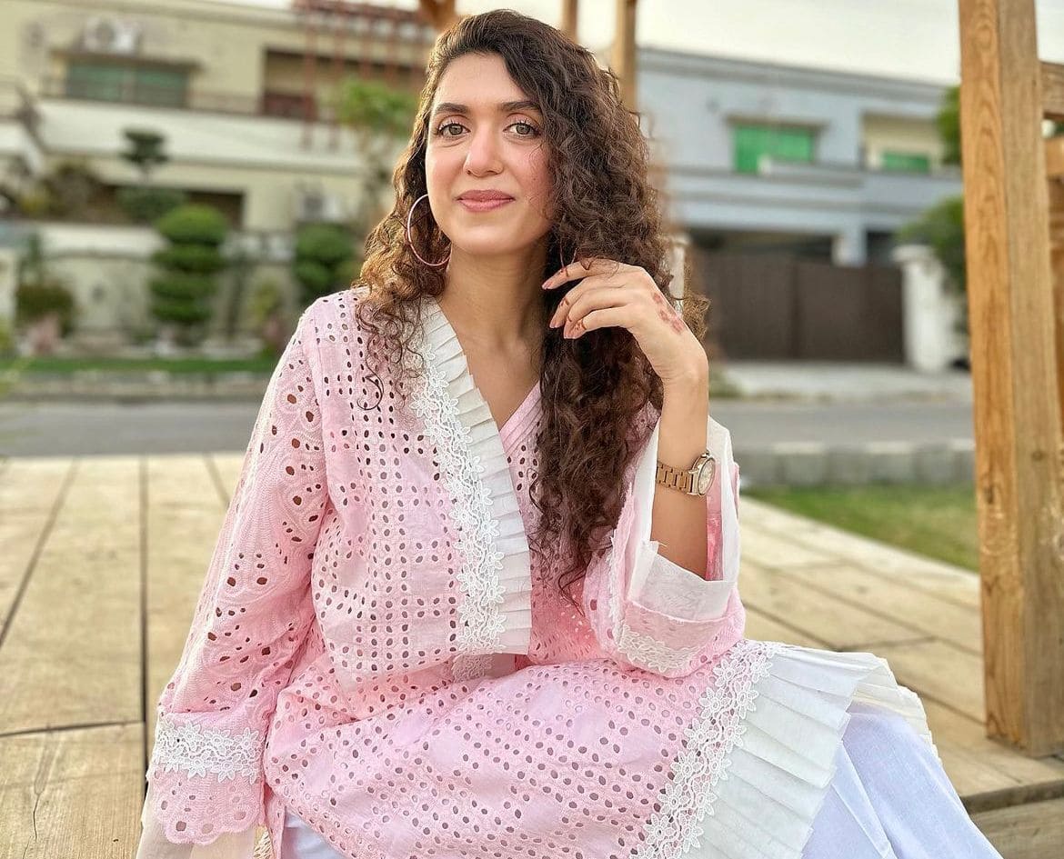 Hira Umer gives a sneak peek into her Dubai trip