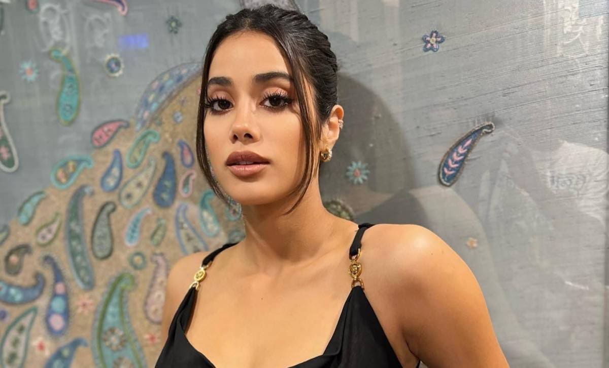 Janhvi Kapoor shines bright like a diamond in latest Instagram reel