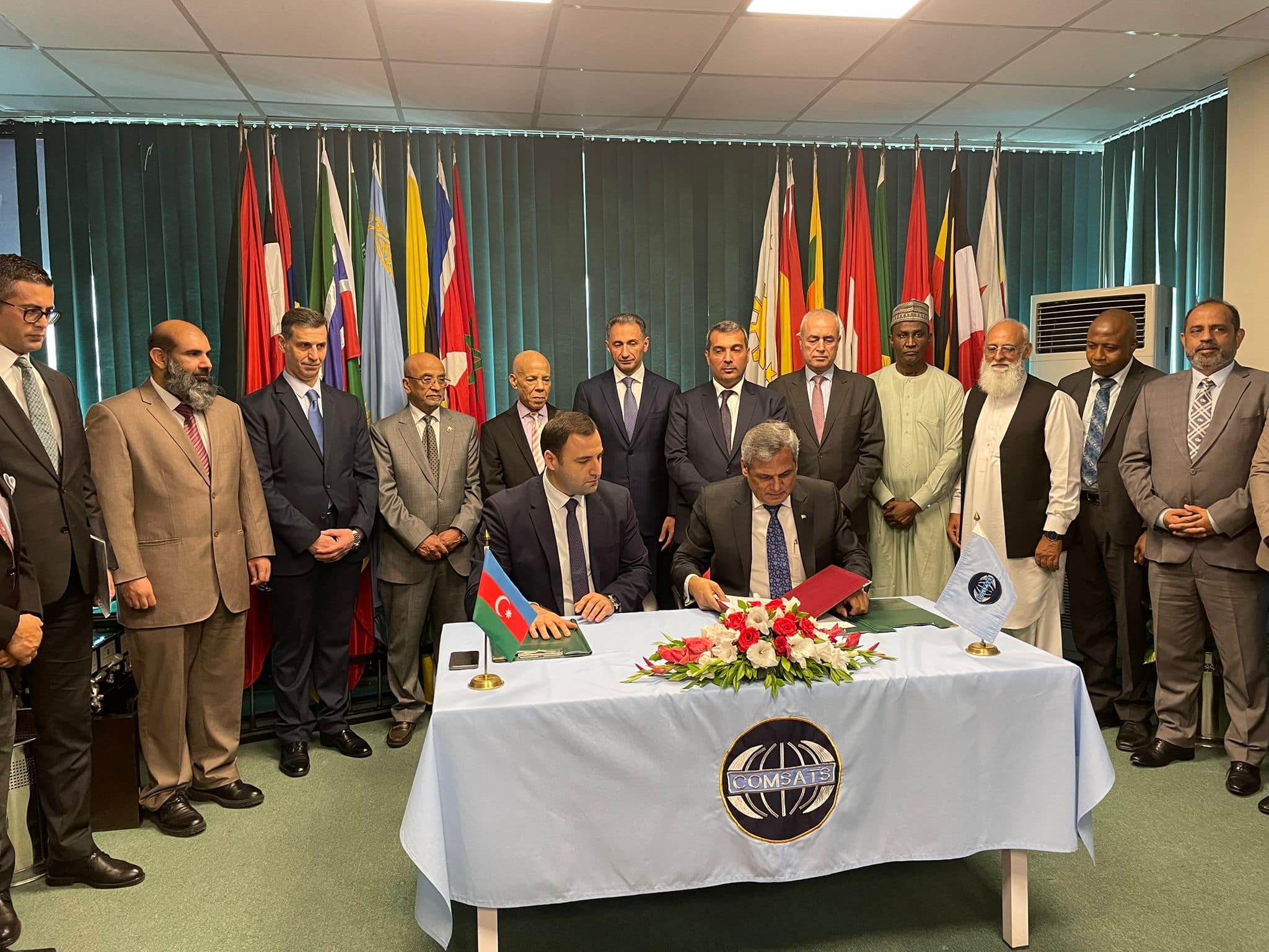 Pakistan, Azerbaijan to set up training programme for ICT specialists