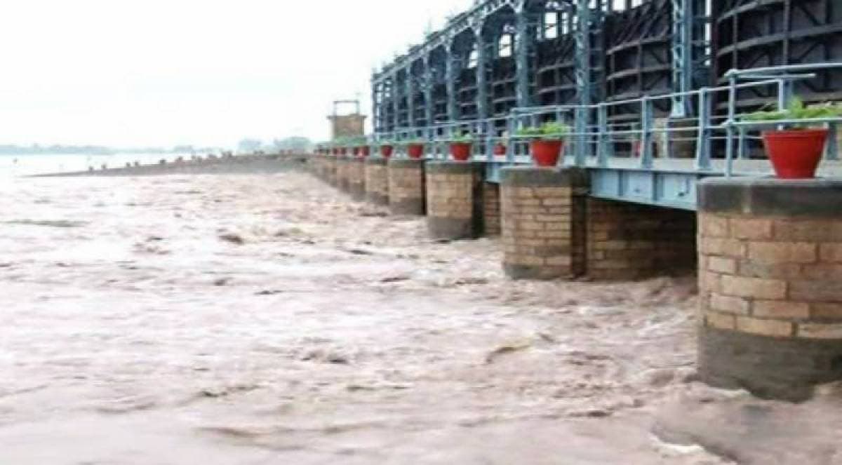 High-level flooding in Sutlej River as NDMA sounds alarm bells
