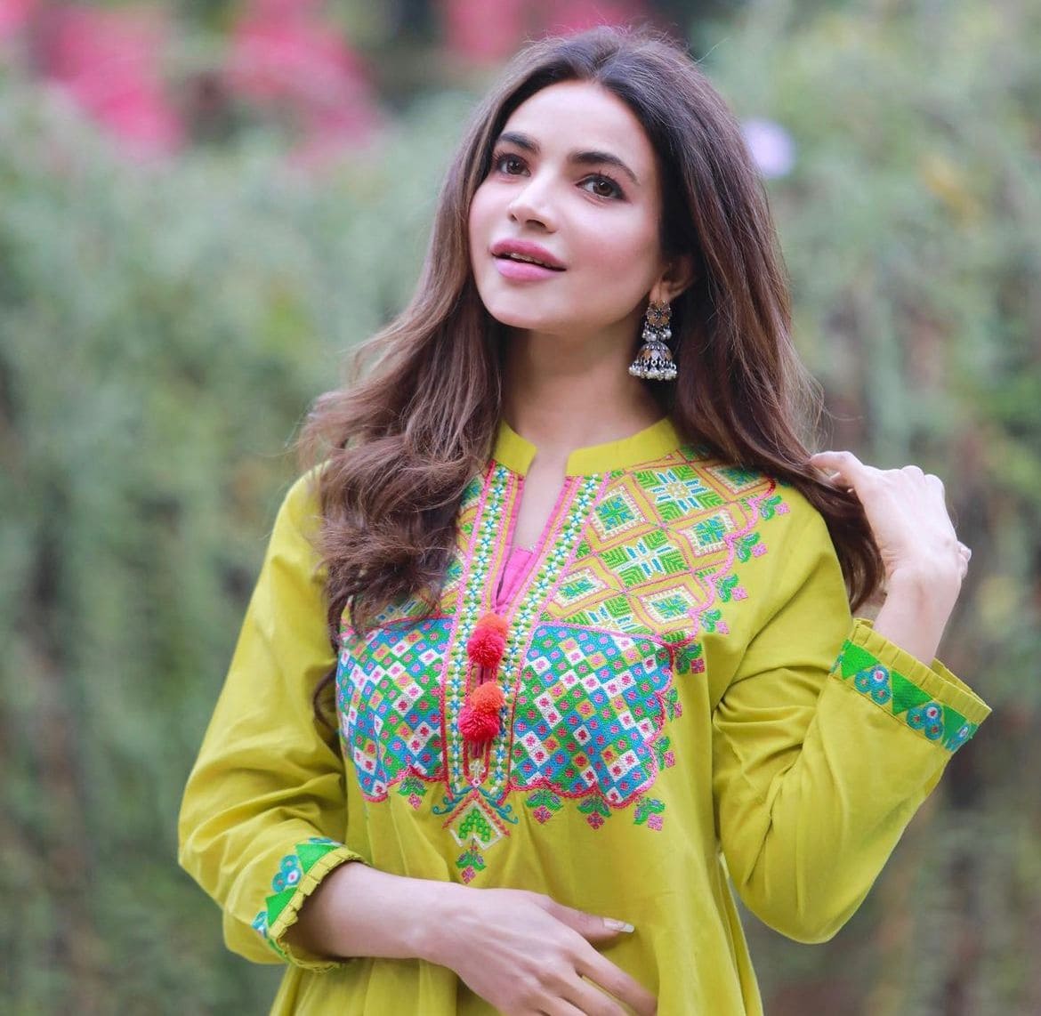 Humaira Ali gives fans major fitness goals in new workout video