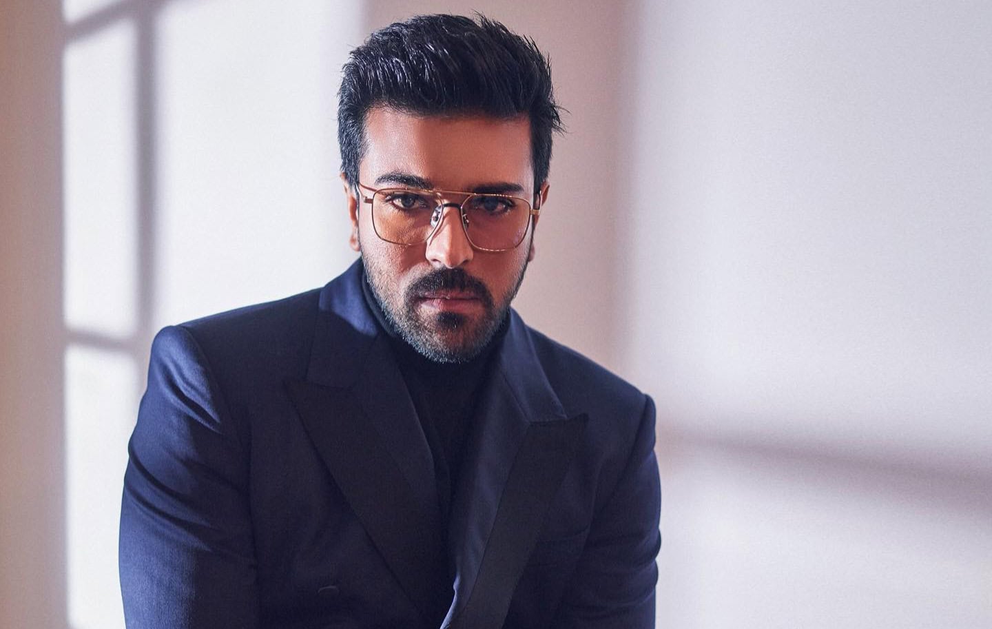 South Indian superstar Ram Charan strikes a pose in Pakistani designer ...