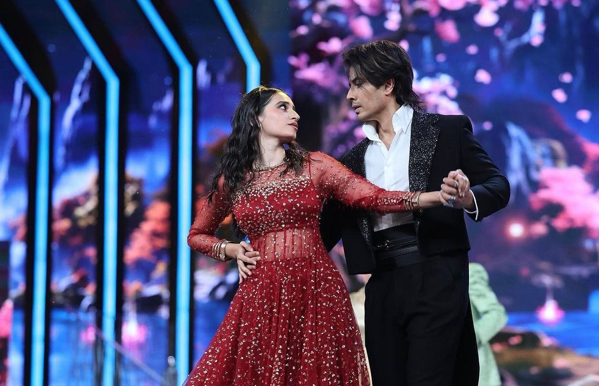 Ali Zafar showers praise on Mamya Shajaffar, call her a new star