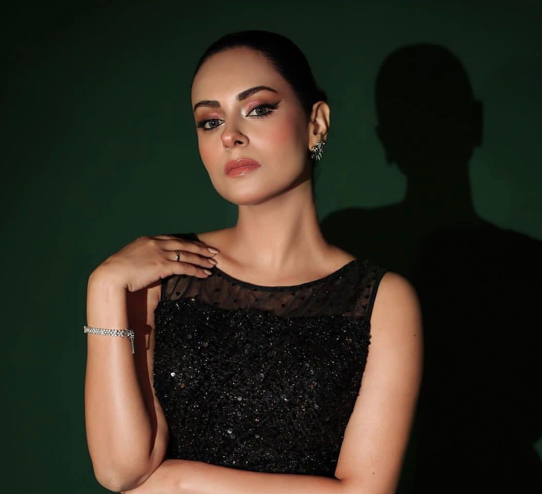 Amar Khan bags IPPA Best Film Debut Award