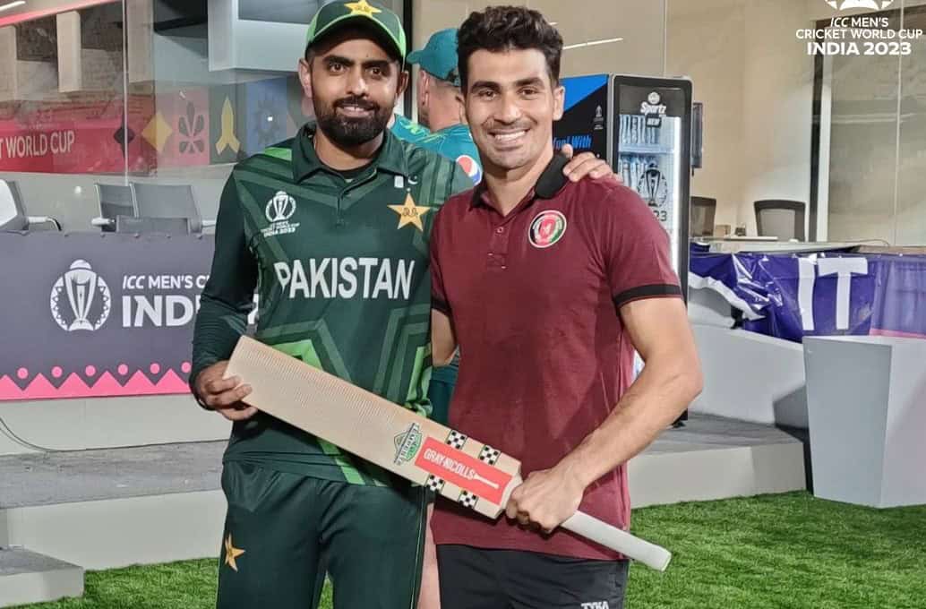 World Cup 2023: Pakistan captain Babar Azam gifts his bat to ...