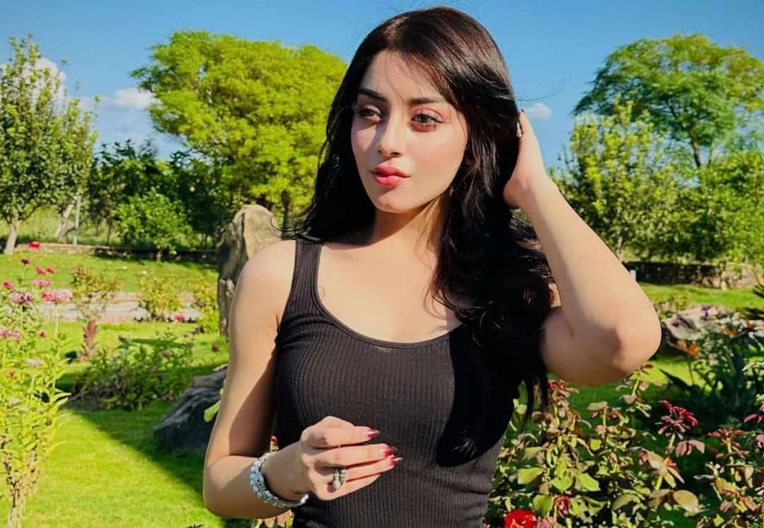 Alizeh Shah’s latest photos set internet on fire