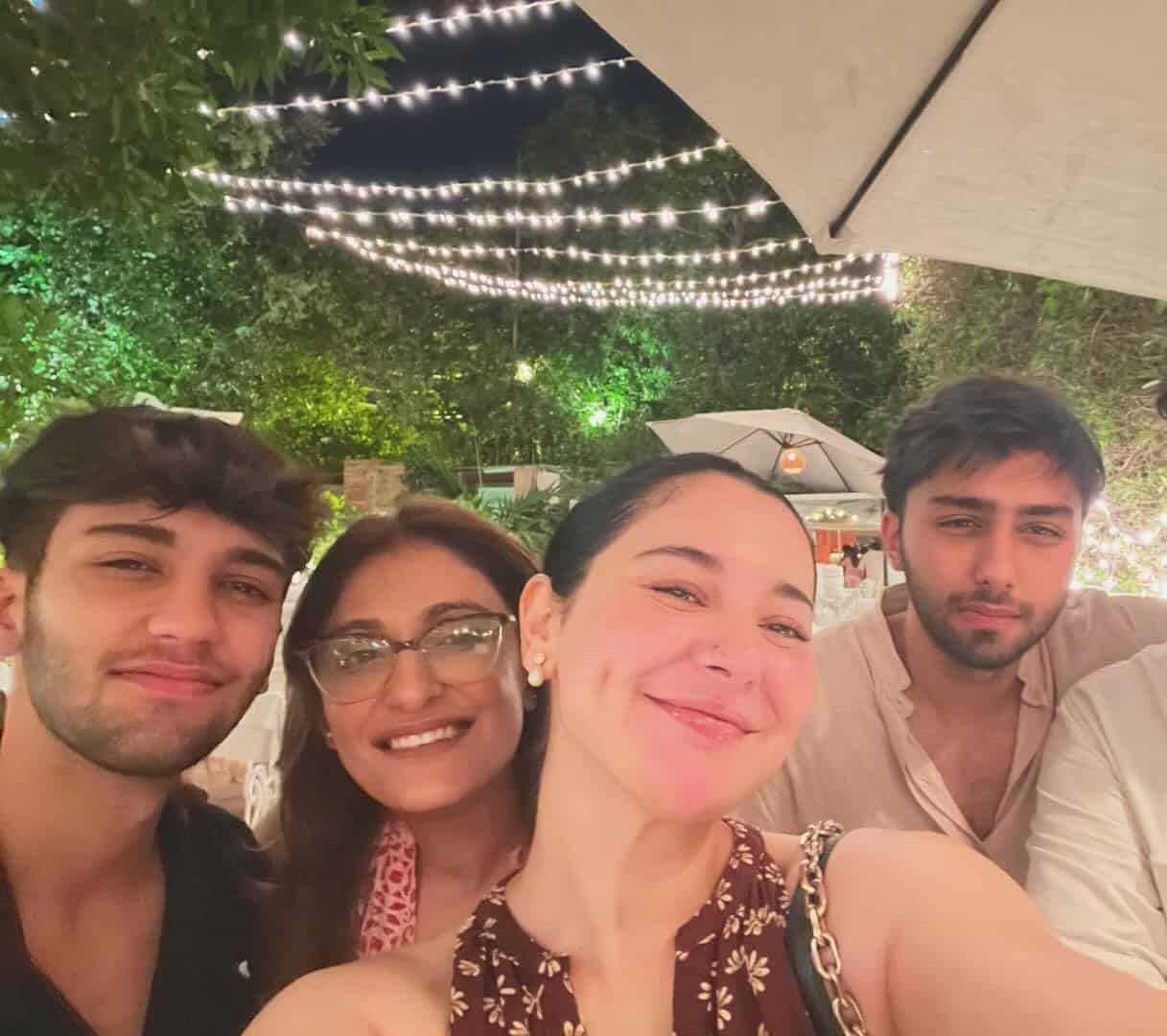 WATCH — Hania Aamir, Wajahat brothers dance on Bijlee Bijlee ... WATCH — Hania Aamir, Wajahat brothers dance on Bijlee Bijlee ...