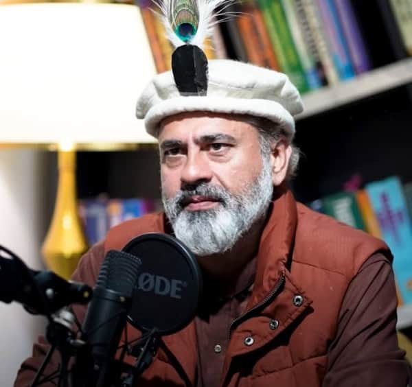 Imran Riaz Khan flees Pakistan for Oman amid rising pressure: Sources