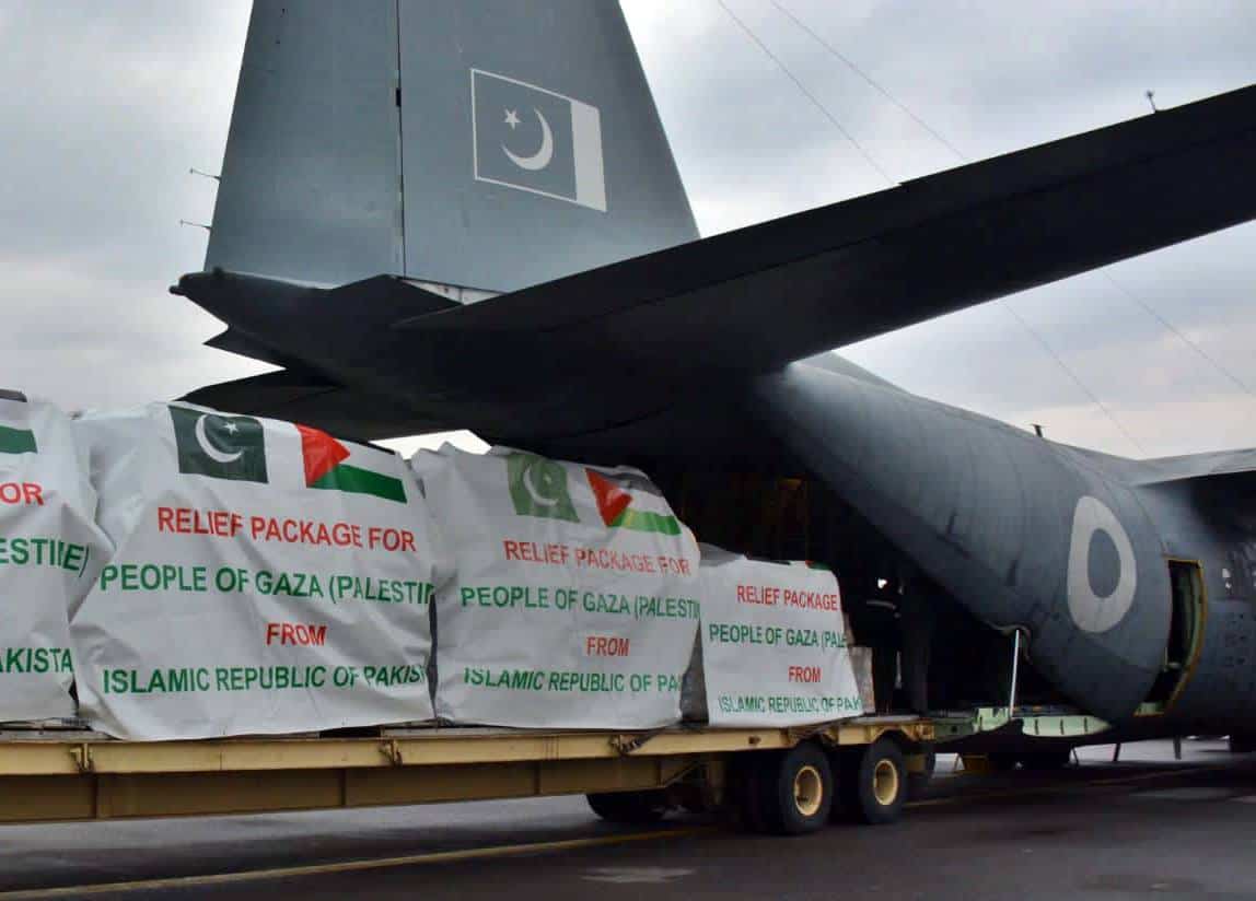 Pakistan sends another humanitarian aid plane to Egypt for Gaza people